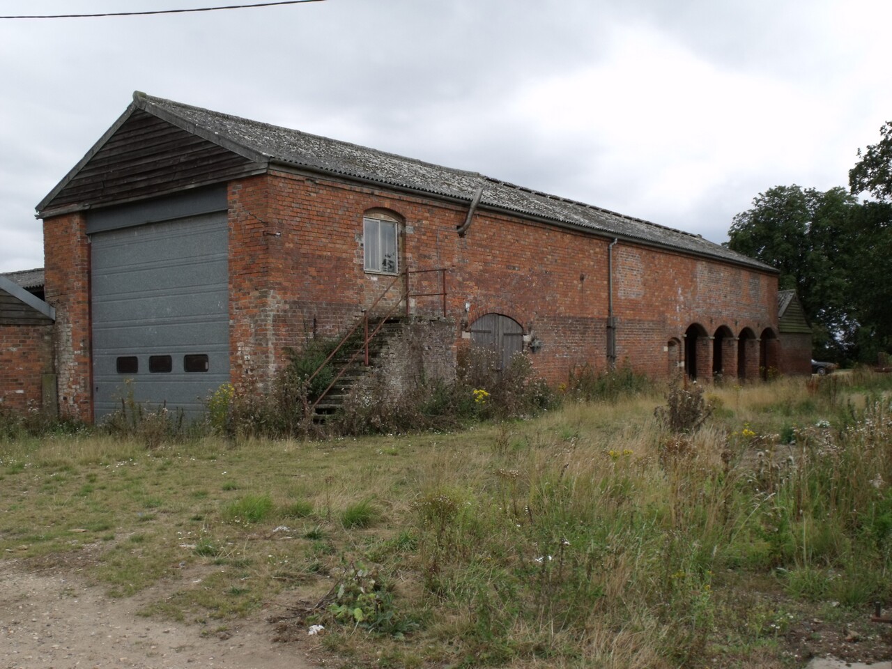 File:Old Barn at Vacherie Farm - geograph.org.uk - 2563825.jpg ...