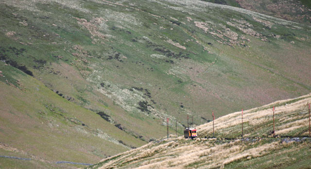 File:Snaefell with Snaefell Mountain Railway.jpg - Wikimedia Commons