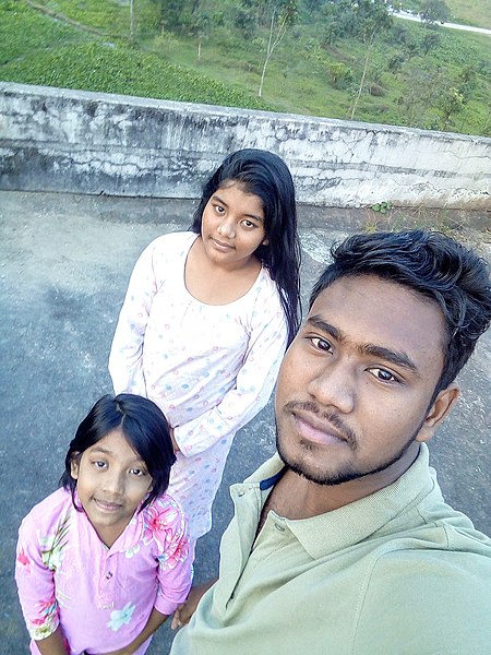 File:Images sarder.jpg - Wikimedia Commons